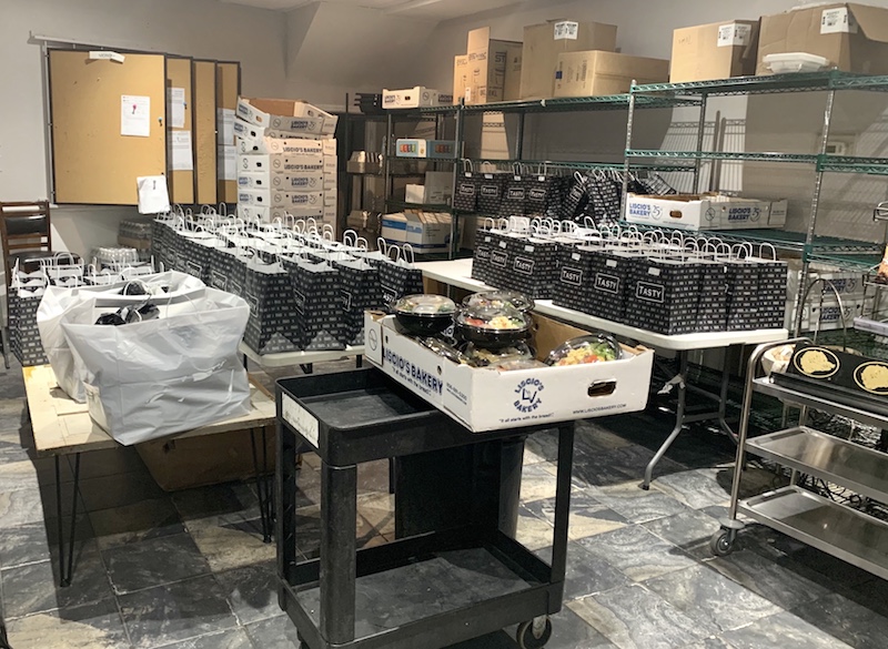 tastytablecateringberwyn stagingroom - SAVVY MAINLINE