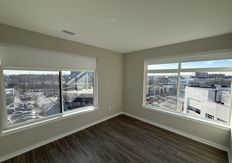 What $3,000 - $7,300 rent buys you in Suburban Square: Easy living ...