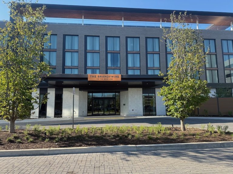 The Brandywine hotel Radnor exterior - SAVVY MAINLINE